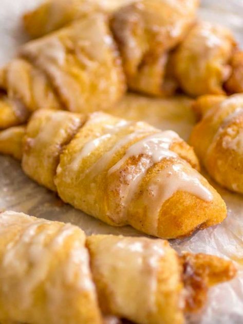 Cinnamon Roll Crescents